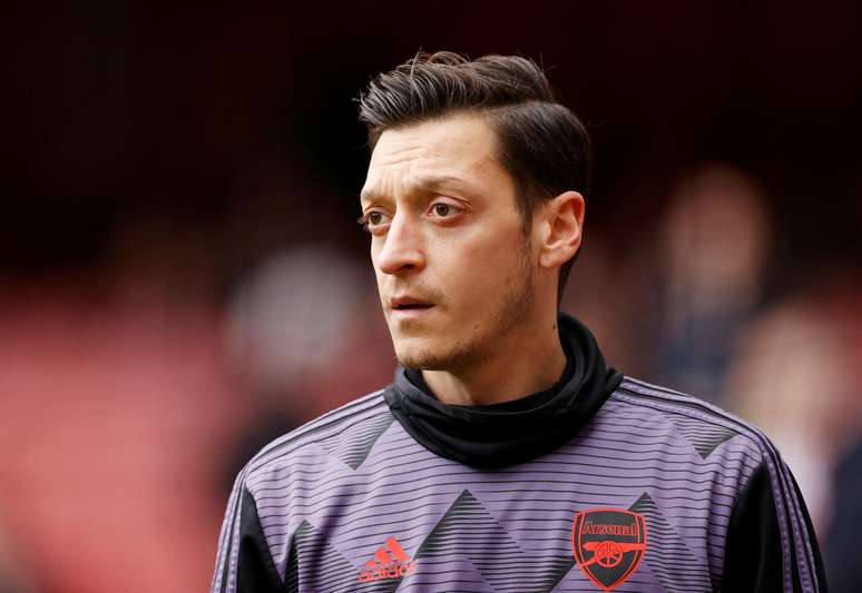 Ozil confirma saída do Arsenal rumo ao Fenerbahce, diz que está pronto ...
