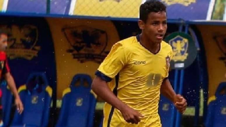 Joia do Retrô desperta interesse de grandes clubes do Brasil