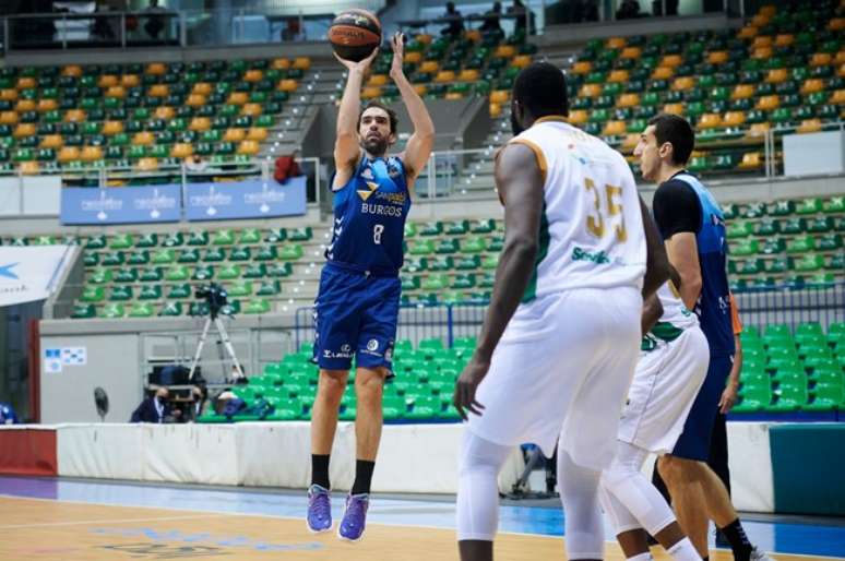 Vítor Benite tem atuação histórica na Liga ACB