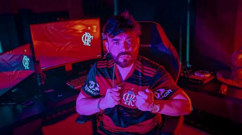 Streamer do Flamengo tem recorde brasileiro reconhecido e tenta ampliar ...