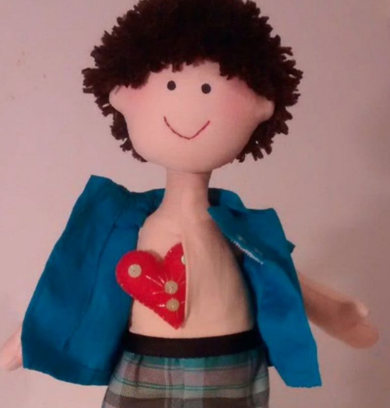 Razões para sorrir: bonecas ajudam no tratamento de crianças