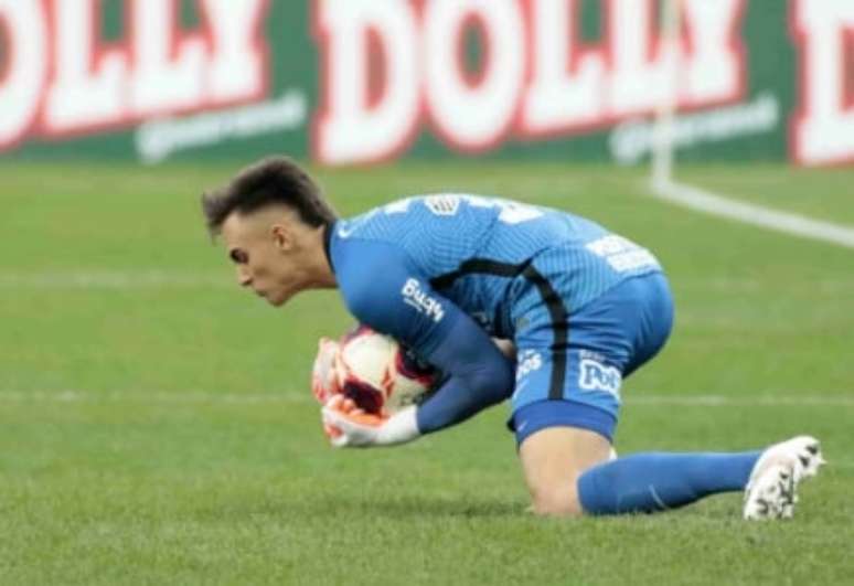 Matheus Donelli fala de seu primeiro jogo diante da torcida do ...