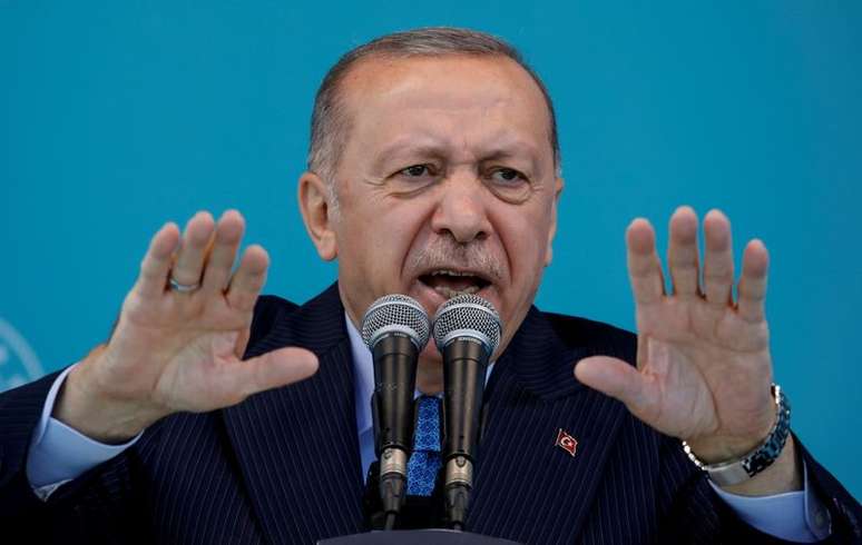 Presidente da Turquia diz que nunca irá defender juros altos