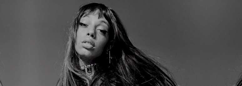 Urias entra pela primeira vez no TOP 40 do Spotify Viral com "Tanto Faz"