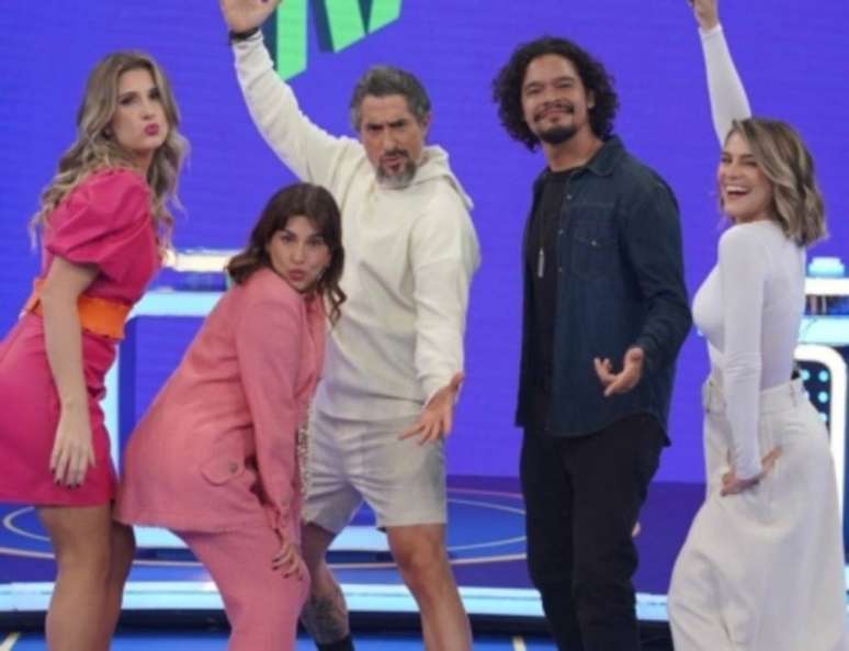 Fernanda Paes Leme posta 'antes e depois' com Marcos Mion; as fotos têm ...