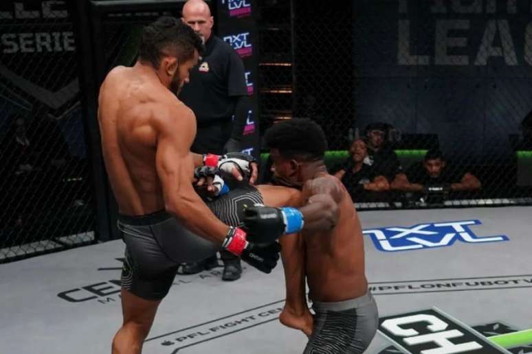 Reinaldo Ekson tem grande performance e vence na PFL Challengers Series