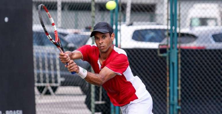 Daniel Silva volta ao top 300 com salto na ATP