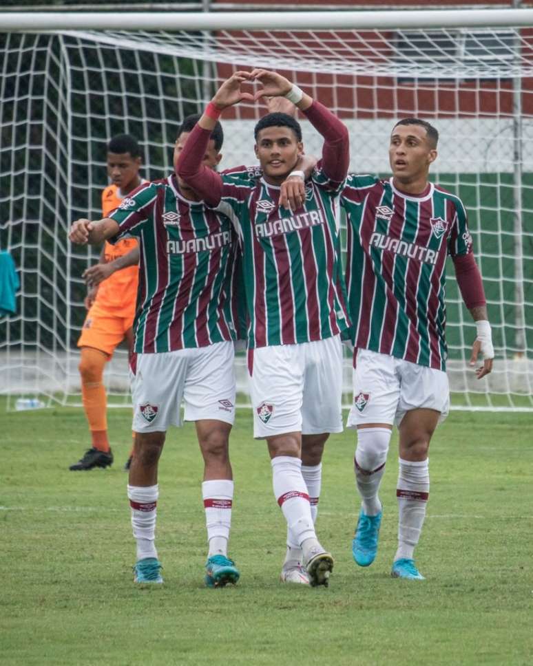 Base do Fluminense vence jogos pelo Campeonato Carioca sub-20 e ...