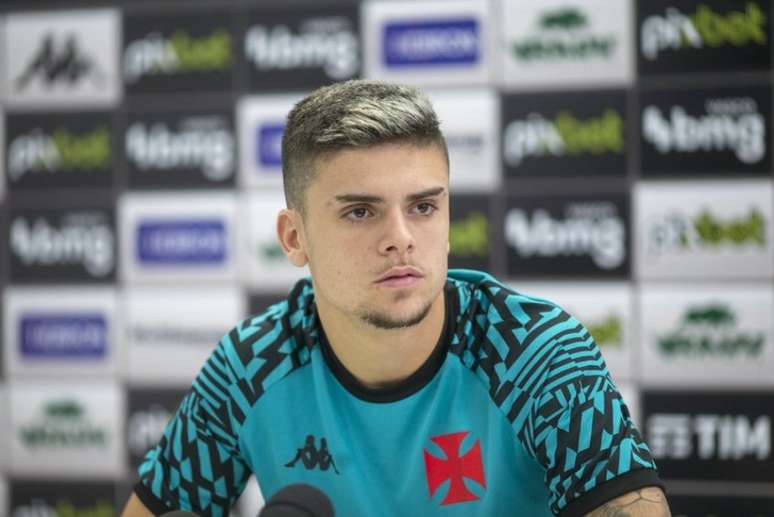 Gabriel Pec, do Vasco, fala sobre sua evolução física e projeta duelo ...