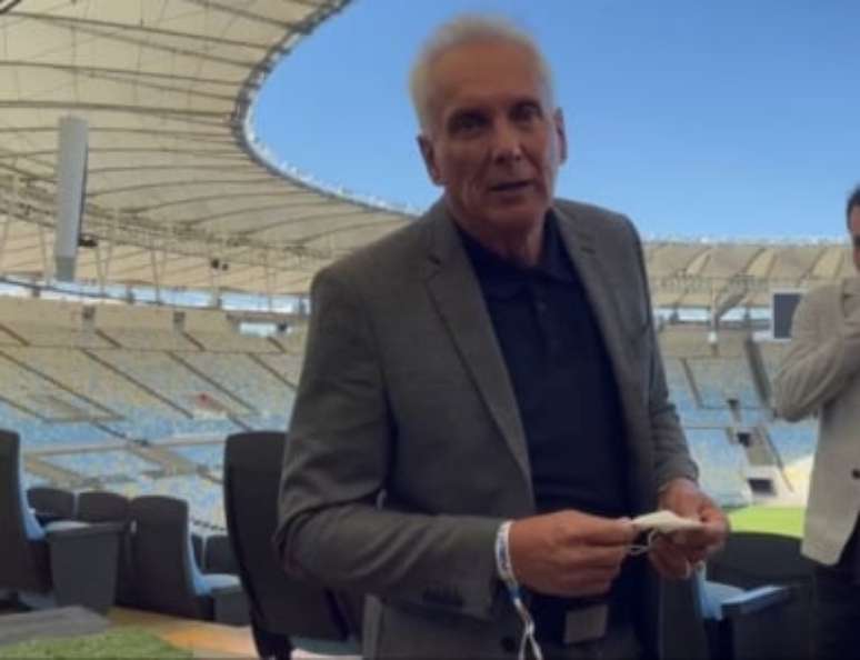 Éder Aleixo pede Hulk na Seleção e comenta Copa do Brasil contra o ...