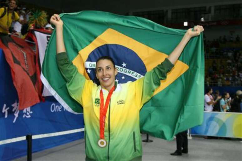 Lenda Do Vôlei E Campeã Olímpica Sheilla Se Despede Das Quadras Em