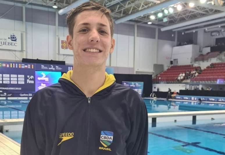 Murillo Cunha é primeiro atleta brasileiro no solo masculino em ...