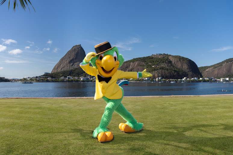 Icônico personagem Zé Carioca celebra seus 80 anos no Rio
