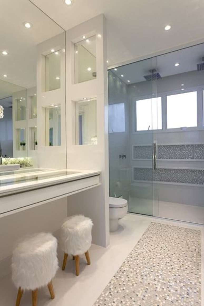 Box Até o Teto: 6 Tipos, Vantagens e +55 Projetos Para Se Inspirar