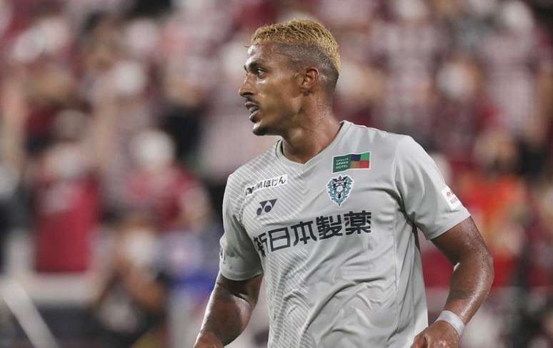 Principal nome do Avispa Fukuoka, Lukian espera evolução da equipe