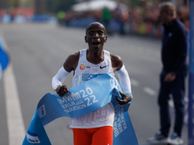 A Maratona de Berlim foi fantástica. Kipchoge também