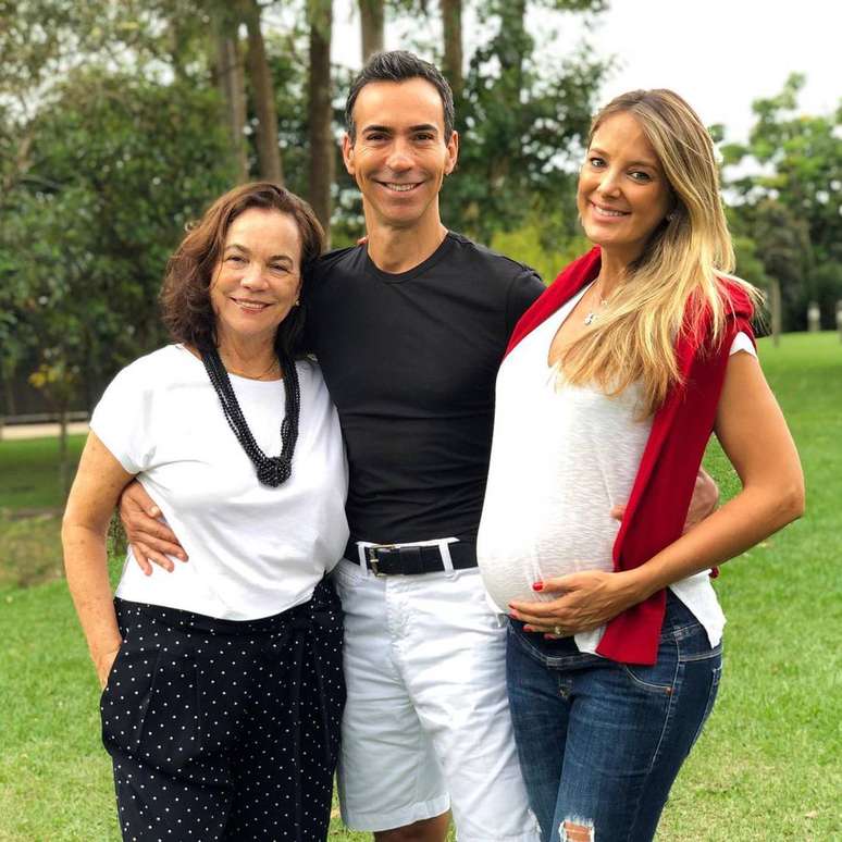 Morre Edna Tralli, mãe do jornalista Cesar Tralli, em acidente aéreo no ...