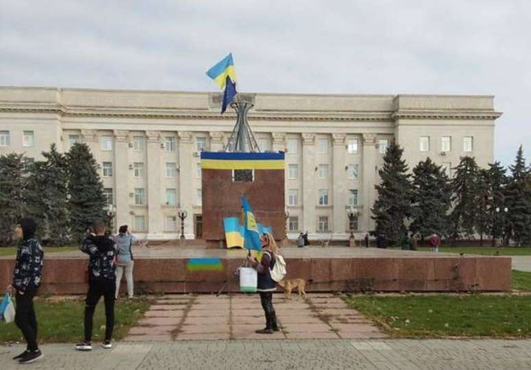 Exército ucraniano retoma controle da cidade de Kherson Exército ucraniano retoma controle da cidade de Kherson