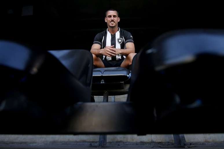 Ao L!, Gabriel Pires revela motivo da escolha pelo Botafogo, analisa as ...