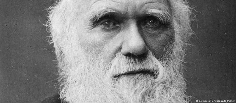 1859: Darwin publica Teoria da Evolução