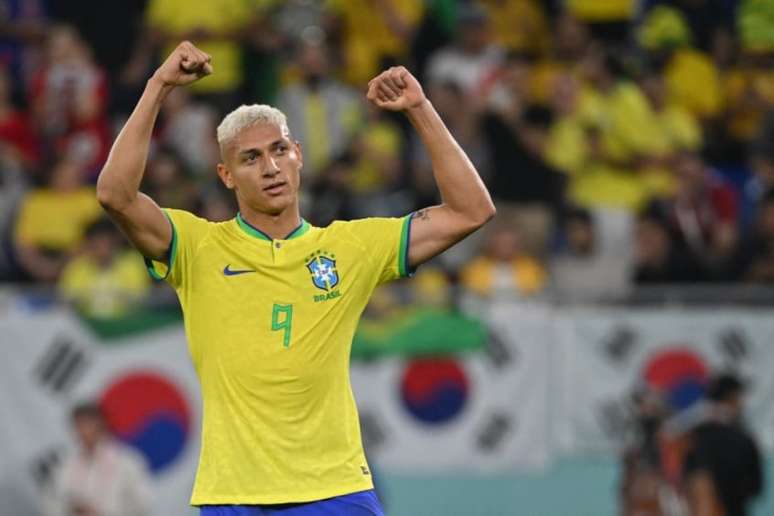 Fifa compara Richarlison com Ronaldo Fenômeno: 'Canalizando seu R9 ...