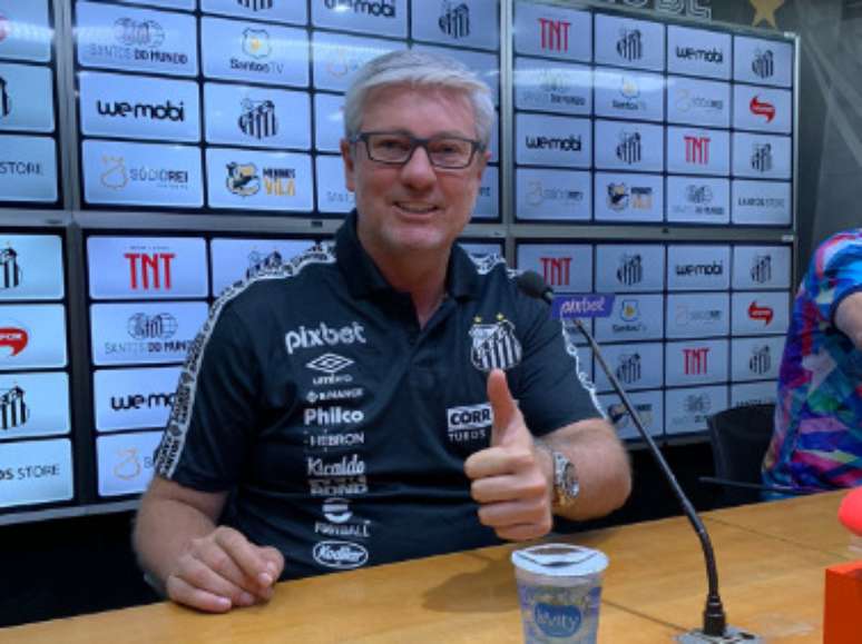 Odair é apresentado e promete trabalho de longo prazo: "O Santos e o ...