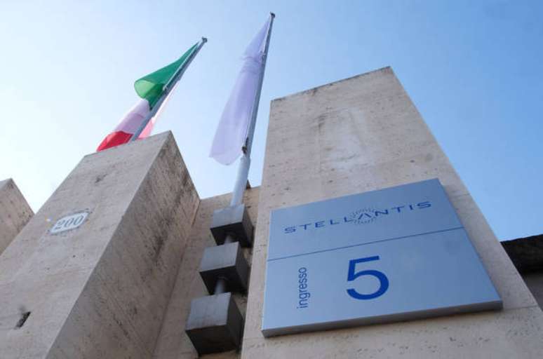 Stellantis cria unidade de negócios para dados como serviços