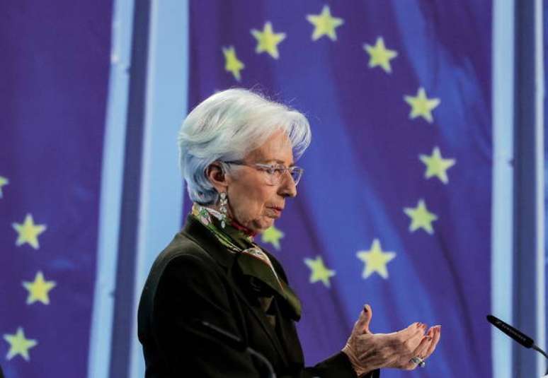 BCE reforça aperto e aumenta juros em 0,5 ponto