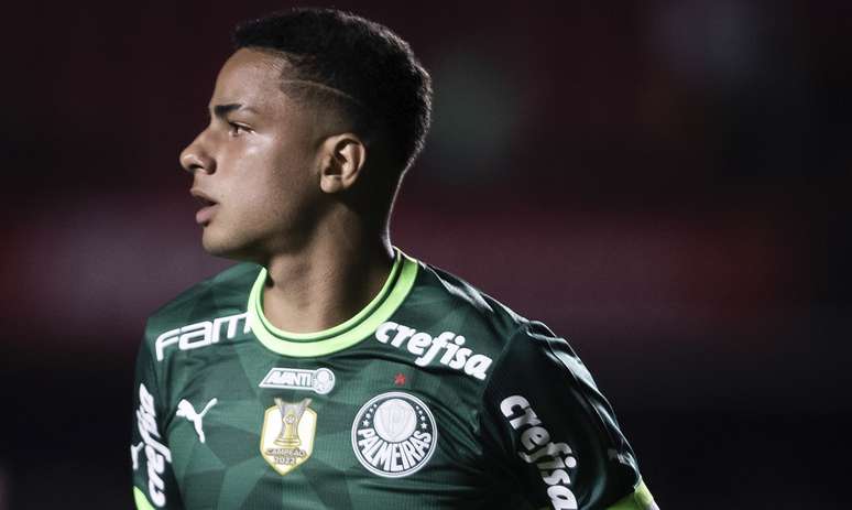 Giovani diz que está preparado para ser titular do Palmeiras e destaca ...