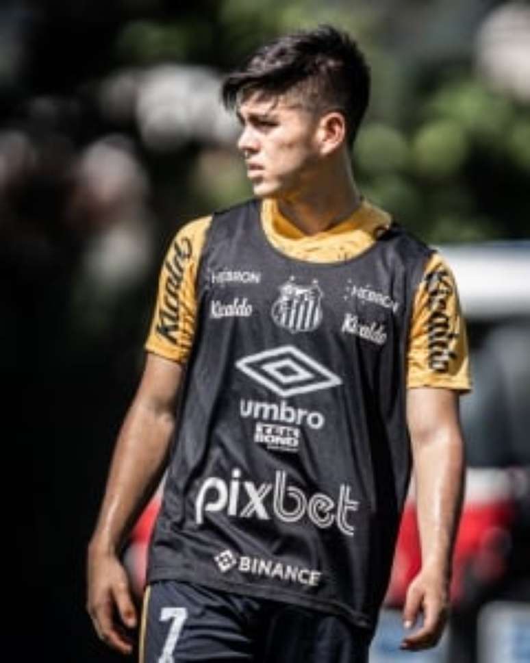 Foto indica qual deve ser o número de Daniel Ruiz no Santos