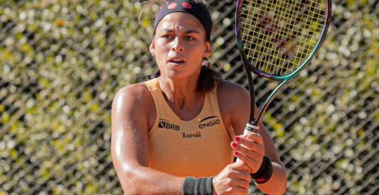 Carol Meligeni vai à semi em Tucumán