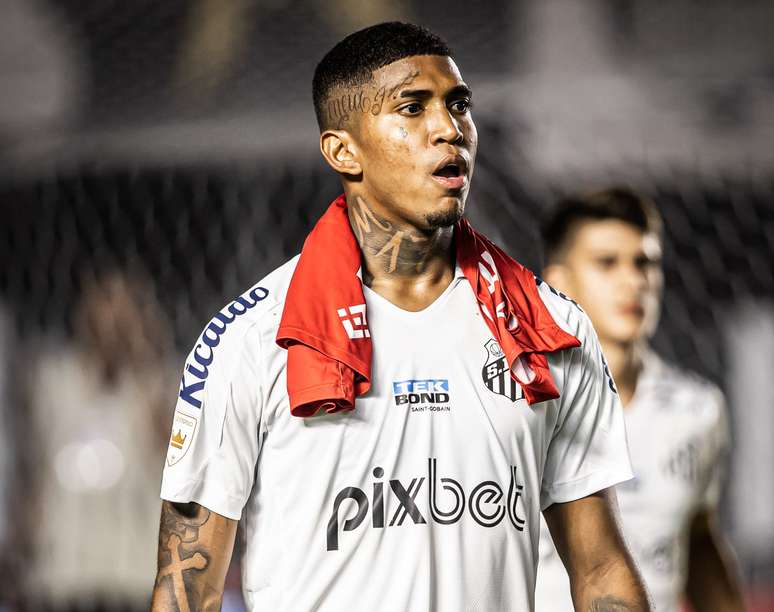 Raniel entra em acordo com o Santos e rescinde o seu contrato