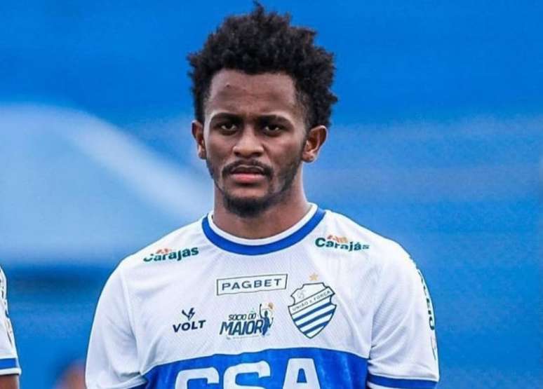 Dedé celebra primeiro gol pelo time profissional do CSA: 'Vou lembrar ...