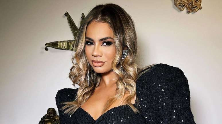 Lexa começa nova fase em sua vida e carreira