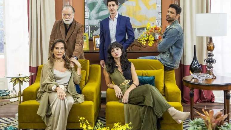 Elenco de 'Terra e Paixão' revela o que Walcyr Carrasco levará ao público: 'Amor, paixão e suspense'