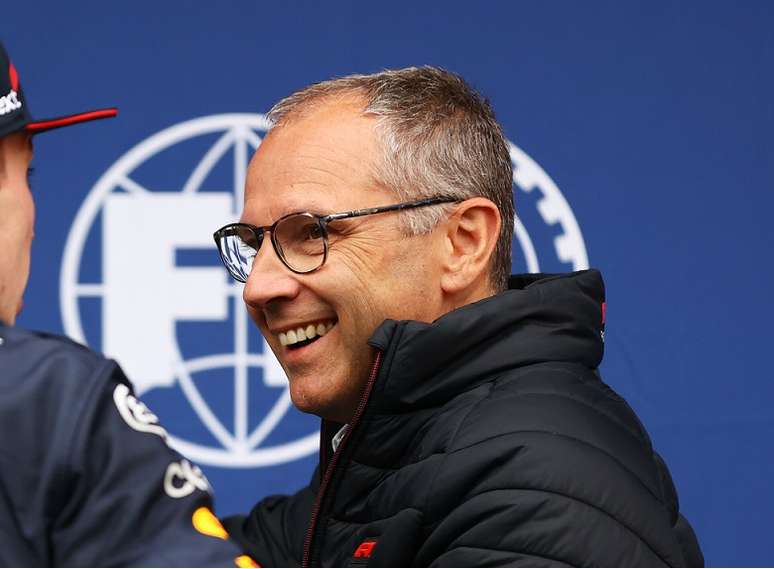 F1 quer 24 corridas, mas Domenicali reconhece "é desgastante"