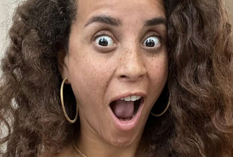 Domitila Barros recebe convite inédito e reage: "Minha primeira vez"