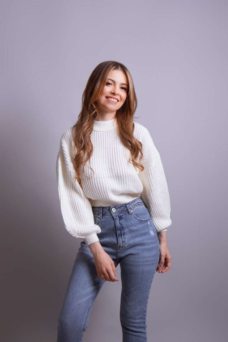 Karolin revela detalhes de seu novo EP "Abrigo Seguro"