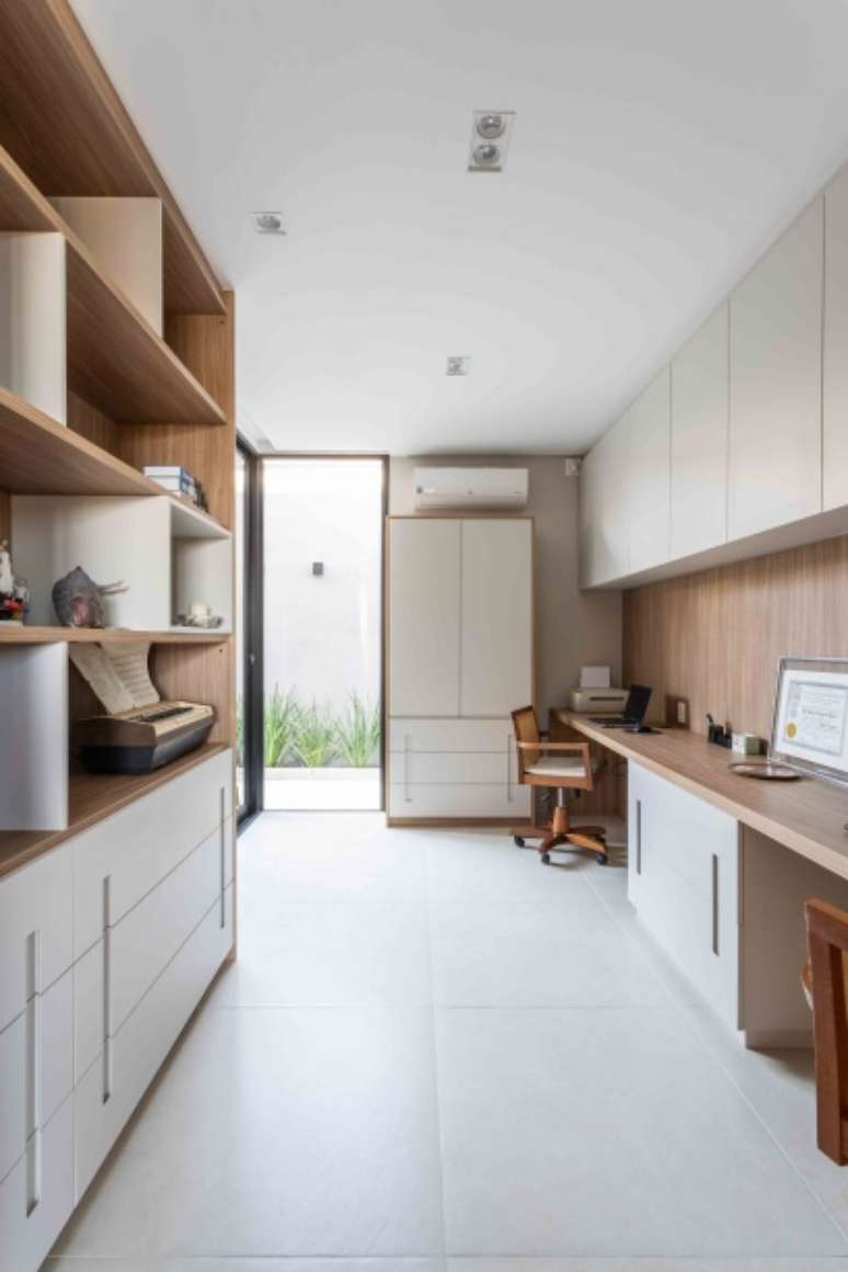 Casa de 502 m² ganha arquitetura clean e atemporal