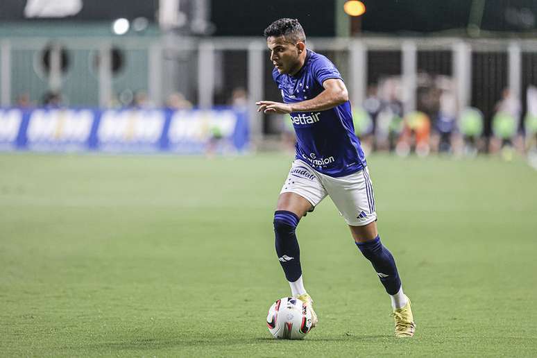 Bruno Rodrigues diz que precisou de injeções para pegar o Atlético