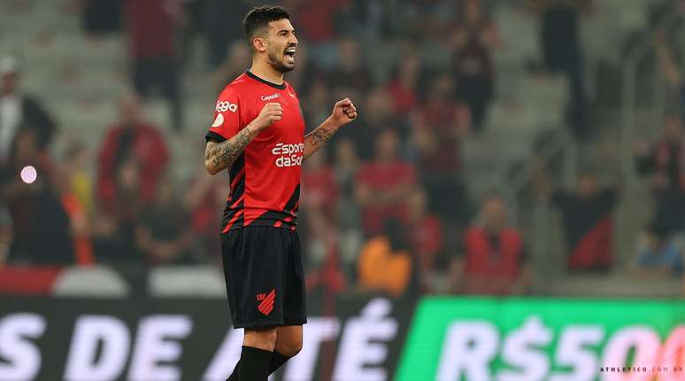 Pedro Henrique comenta vitória do Athletico e nova função: 'É bom ter ...