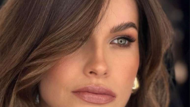 Andressa Suita ostenta look chiquérrimo de frio e fãs disparam: 'Roupa ...