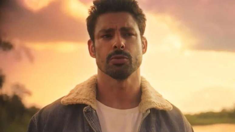 Público critica atuação de Cauã Reymond em cena forte de 'Terra e Paixão'