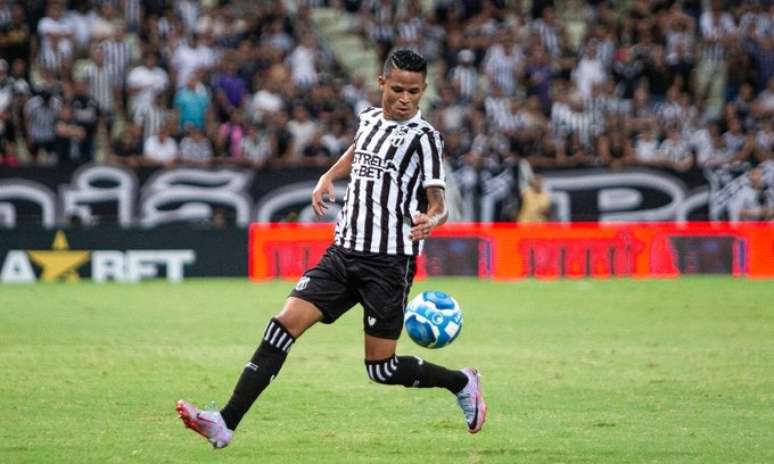 Ceará goleia Botafogo-SP, volta a vencer na Série B e ultrapassa o ... Ceará goleia Botafogo-SP, volta a vencer na Série B e ultrapassa o ...