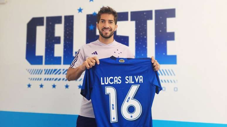 Cruzeiro confirma retorno de Lucas Silva