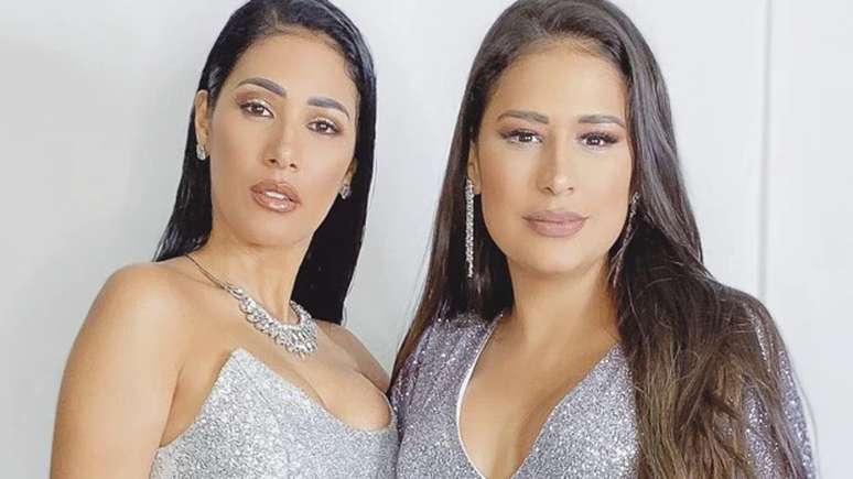 Simaria comemora sucesso de Simone