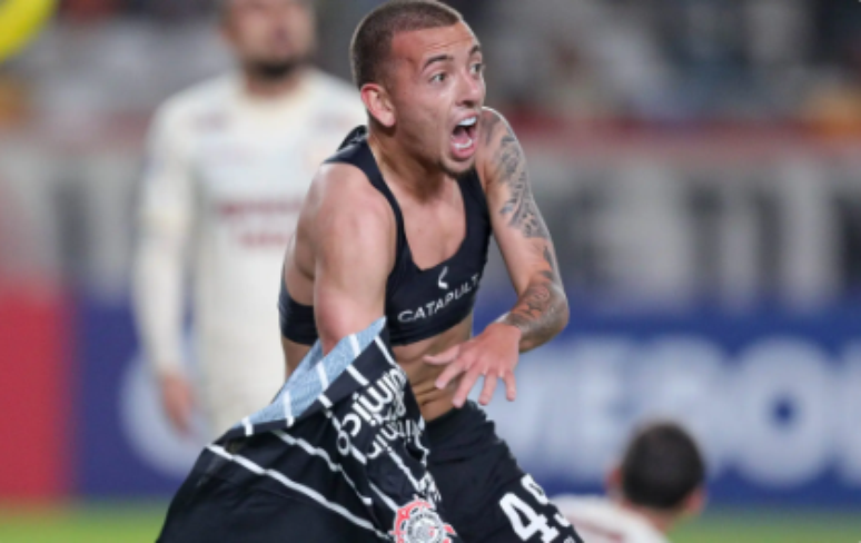 Corinthians renova contrato com Ryan o após primeiro gol no profissional