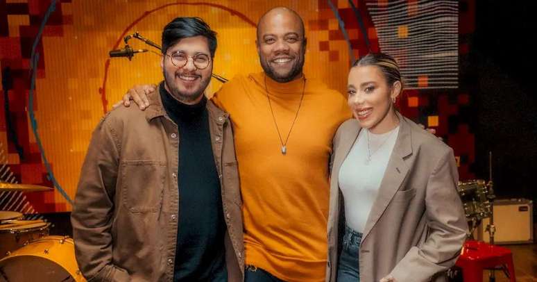 Weslei Santos se une ao duo Amém na inédita 'Doxologia'