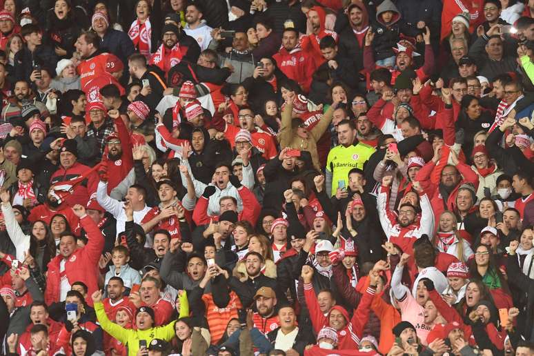Torcida do Inter esgota carga de ingressos de visitante para jogo com River