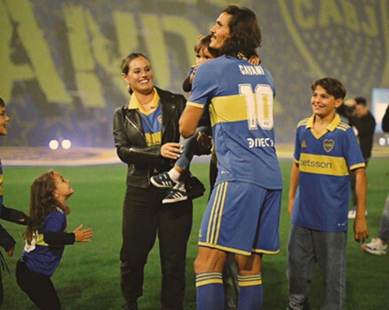 Veja como foi a apresentação de Cavani no Boca Juniors